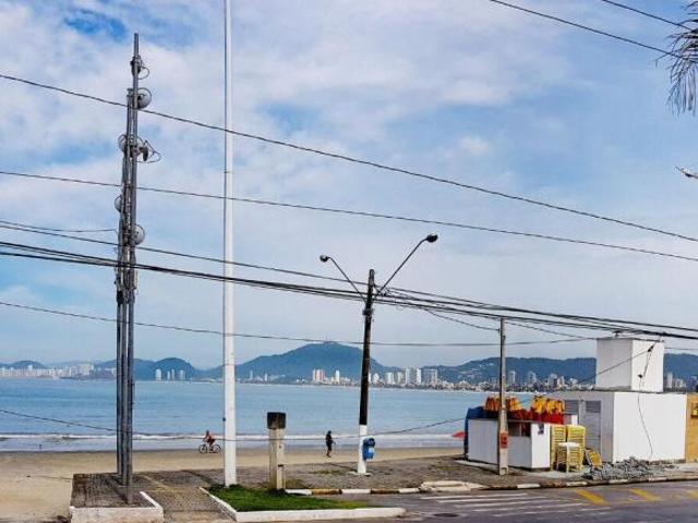 Reserva Enseada, Apartamento frente ao mar à venda no Guarujá