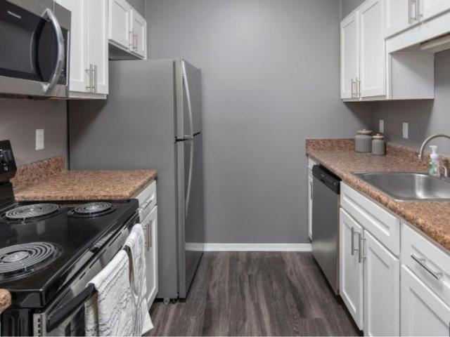 Reserve at Boardwalk 1 Bedroom Apartment for Rent at 6121 Boardwalk Blvd, Montgomery, AL 36117