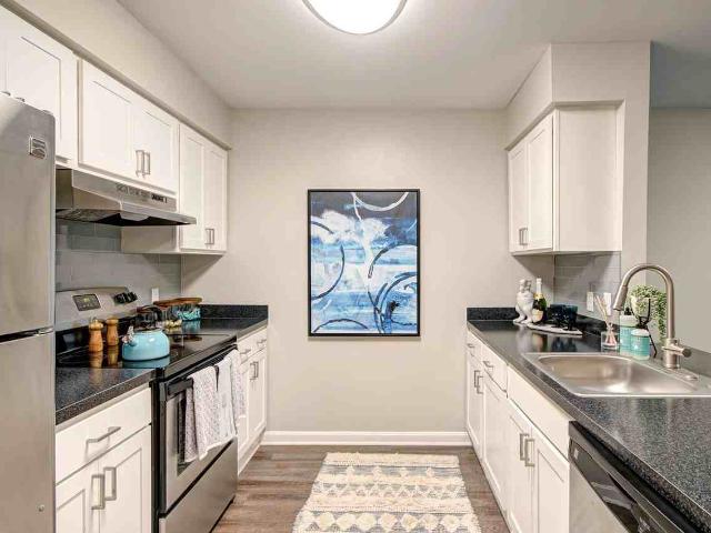 Reserve at Regency Park 1 Bedroom Apartment for Rent at 14411 Newton Patent Ct, Centreville, VA 20120 Centreville