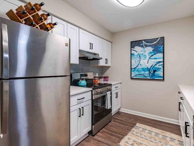 Reserve at Regency Park 2 Bedroom Apartment for Rent at 14411 Newton Patent Ct, Centreville, VA 20120 Centreville
