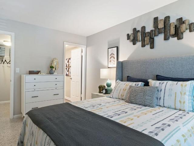 Reserve at Regency Park 2 Bedroom Apartment for Rent at 14411 Newton Patent Ct, Centreville, VA 20120 Centreville