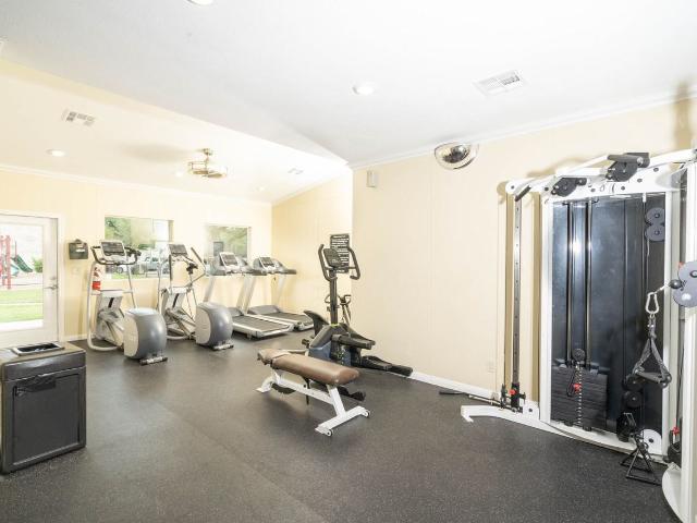 Reserve at 63 Sixty Three 1 Bedroom Apartment for Rent at 6363 W Airport Blvd, Houston, TX 77035 Greater Fondren Southwest