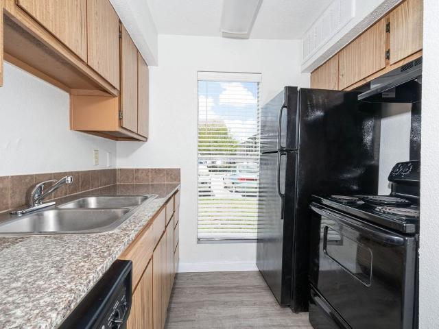 Reserve at 63 Sixty Three 2 Bedroom Apartment for Rent at 6363 W Airport Blvd, Houston, TX 77035 Greater Fondren Southwest