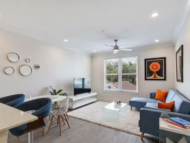 Reserve a One Bedroom Unit Today! Parkway Apartments