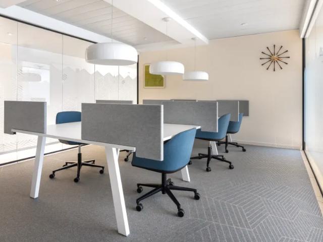 Reserve espaço de escritório aberto para empresas de todos os tamanhos em Regus Alphaville, CEA Corp