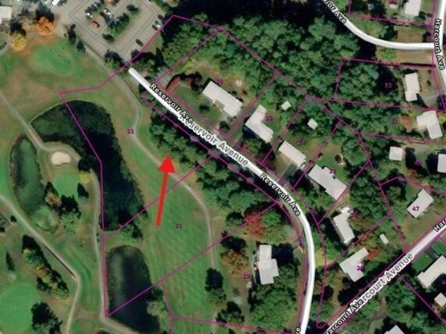 Reservoir Ave, Lakeville, Plot For Sale