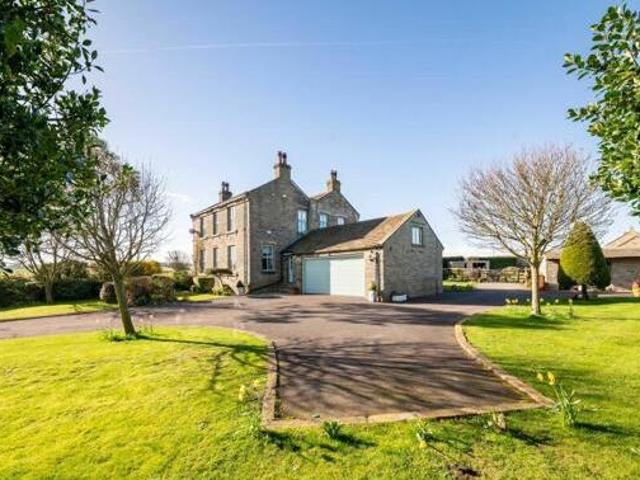 Reservoir House, Paddock And Barn, 5 Bedroom Detached