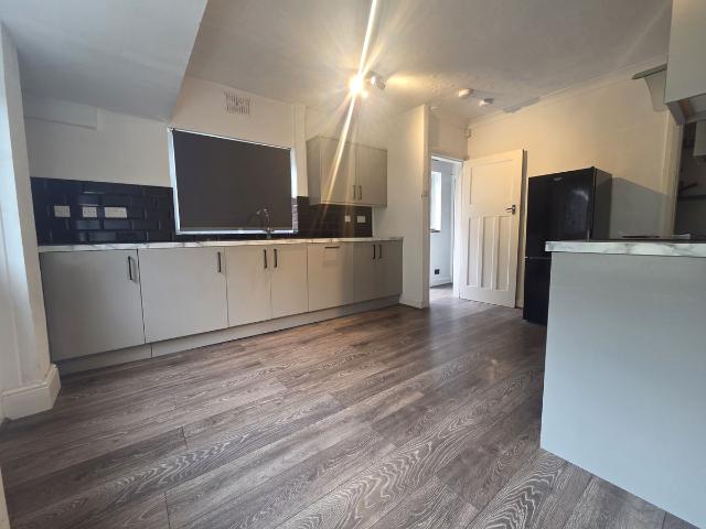 Reservoir Road, Birmingham B29, 2 bed semi detached house to rent, £1,250 pcm | PrimeLocation