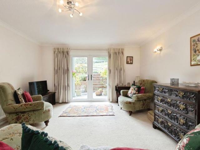 Reservoir Road, Gloucester GL4, 2 bed property to rent, £1,100 pcm | PrimeLocation