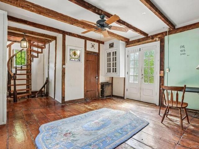 Reservoir Rd, Stony Point, Home For Sale