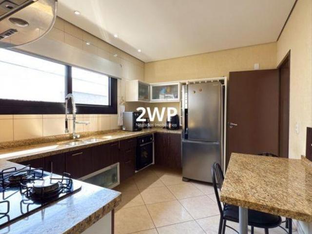 Resicencial New Ville, Alphaville, Santana de Parnaíba/SP à Venda 180 m2