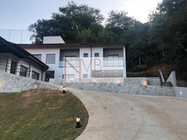 Resid. Village Morro Alto: 4 Suítes, 315m² por R$1.990.000