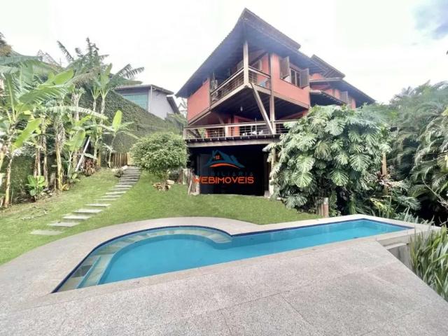 Residência de alto padrão com 3 quartos e 282,62 m² de área em condomínio exclusivo no Recanto Impla