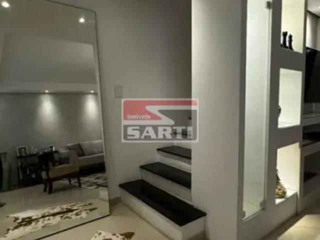 Residência reformada, linda e moderna, 260 m² de área, com piscina, 03 dormitórios 1.370.000,00