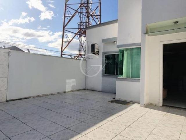 RESIDÊNCIA COM 3 QUARTOS NO BALNÉARIO SHANGRI LÁ!