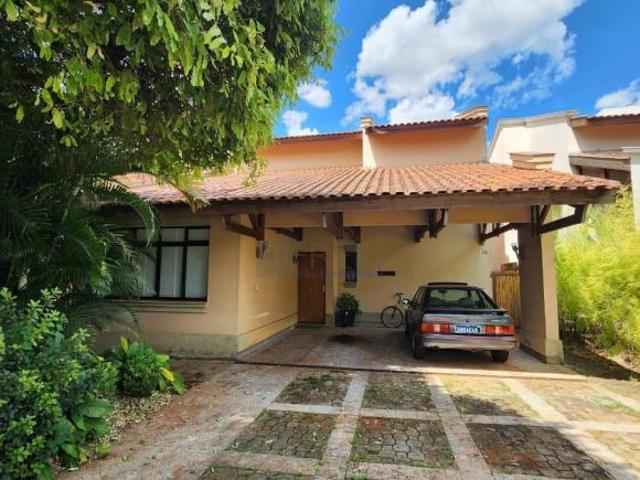 RESIDENCA A VENDA CONDOMINIO GOLDEN VILLE