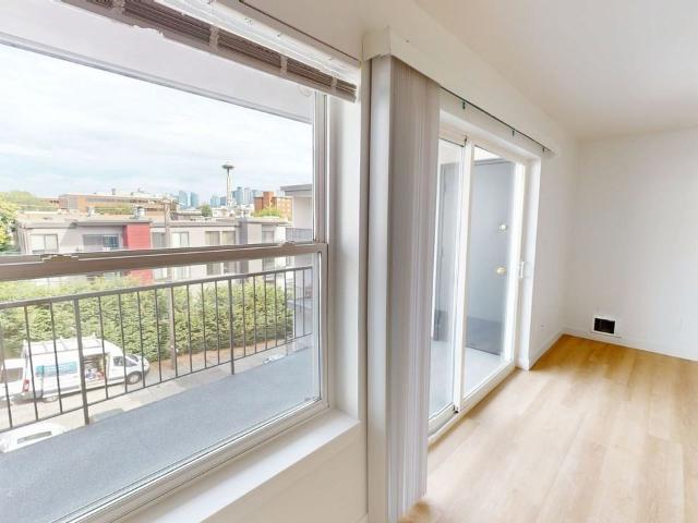 Residence 620 1 Bedroom Apartment for Rent at 620 5th Ave W, Seattle, WA 98119 Lower Queen Anne