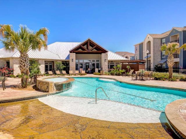 Residence at Midland 2 Bedroom Apartment for Rent at 5801 Deauville, Midland, TX 79706