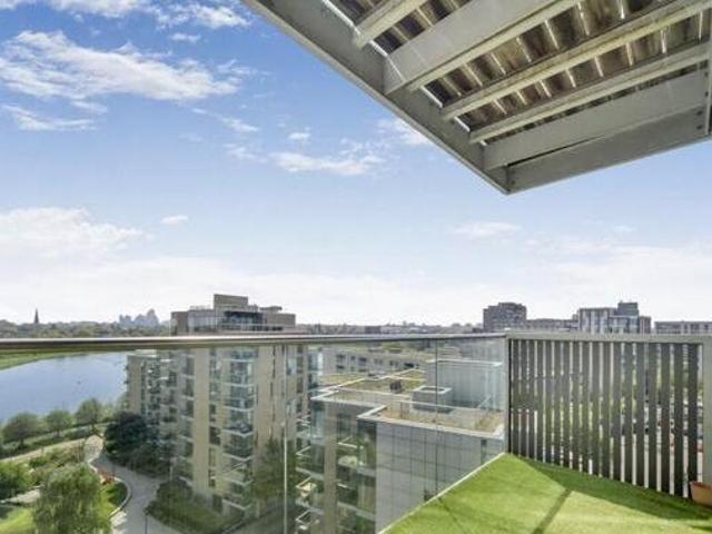 Residence Tower, Woodberry Grove, 2 Bedroom Apartment