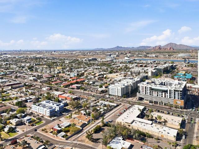 Elevate Your Urban Experience! Move in before the end of the month and get 10 weeks FREE Rent! 1 Bedroom Apartment for Rent at 615 S Farmer Ave, Tempe, AZ 85281 Downtown Tempe