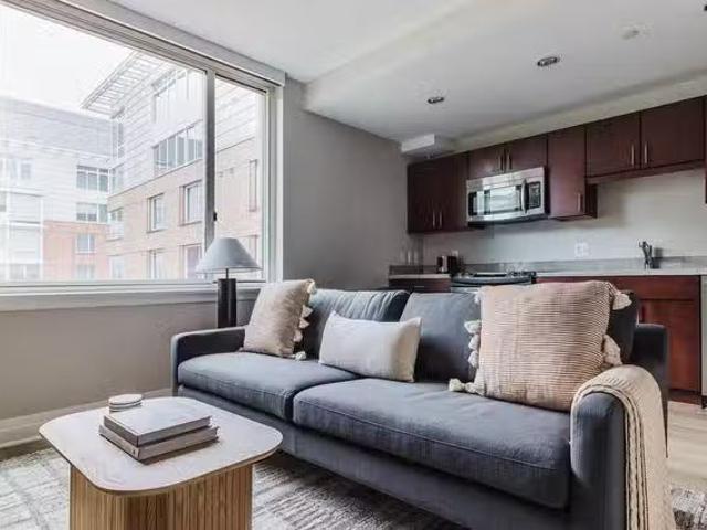 Residences on the Avenue, 2221 I St Northwest, George Washingt.