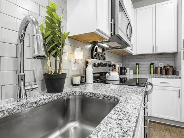Residences at Markets West 3 Bedroom Apartment for Rent at 7400 Sw 13th Rd, Gainesville, FL 32607