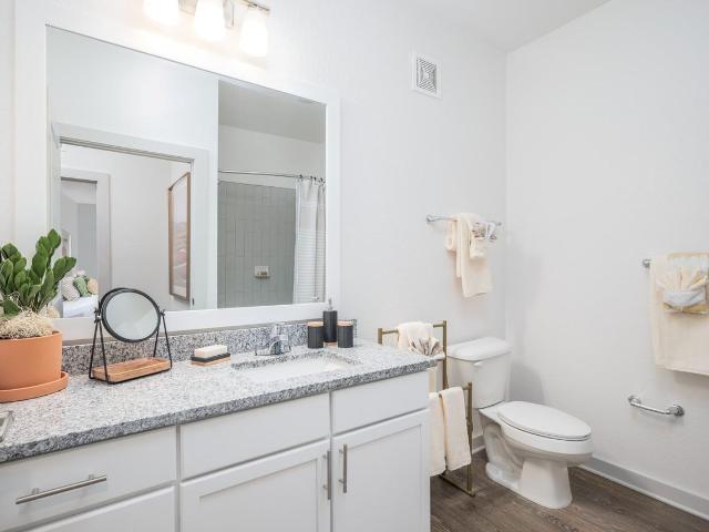 Residences at Markets West 3 Bedroom Apartment for Rent at 7400 Sw 13th Rd, Gainesville, FL 32607