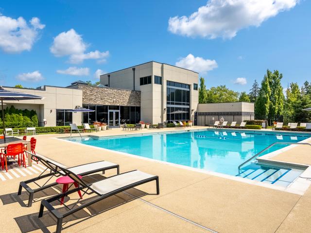 Residences at Arlington Heights