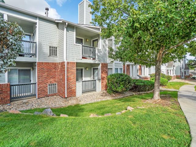 Residences at Bear Creek 1 Bedroom Apartment for Rent at 10025 W Dartmouth Ave, Lakewood, CO 80227 Bear Creek