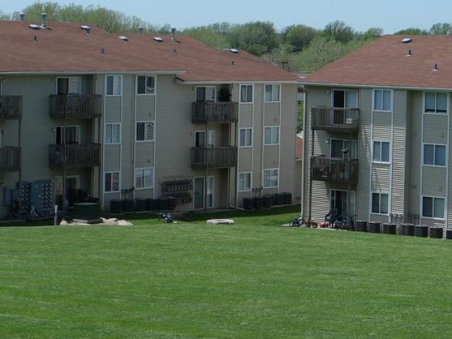 Residences at Fox Pointe 2 Bedroom Apartment for Rent at 10526 Fort Plz, Omaha, NE 68134