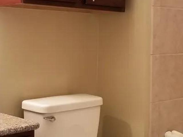 Residences at Gramercy 3 Bedroom Apartment for Rent at 2601 Gramercy St, Houston, TX 77030 Braeswood Place