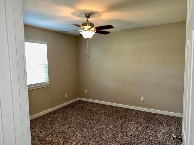 Residences at Lakeshore 3 Bedroom Apartment for Rent at 9200 N Macarthur Blvd, Oklahoma City, OK 73132