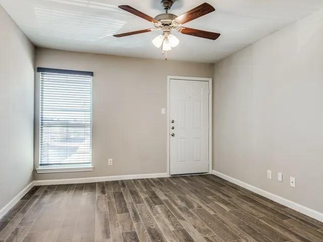 Residences at the Union 1 Bedroom Apartment for Rent at 2211 W Hickory St, Denton, TX 76201