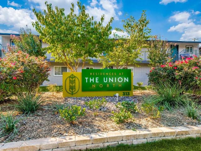 Residences at the Union 2 Bedroom Apartment for Rent at 2211 W Hickory St, Denton, TX 76201