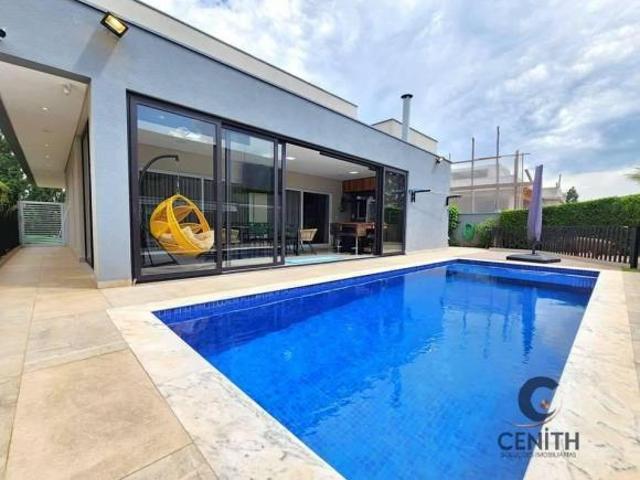 Residência Moderna com 3 suítes, climatização, gourmet elegante, lazer!