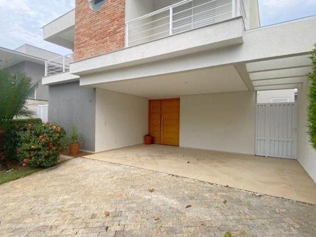 Residência moderna e funcional! Um dos condomínios mais valorizados de Sorocaba