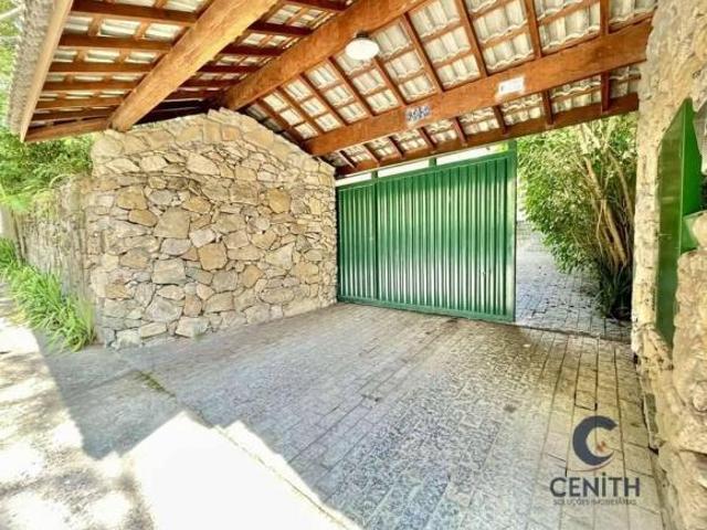 Residência no Miolo da Granja para Viver com Conforto e Exclusividade!