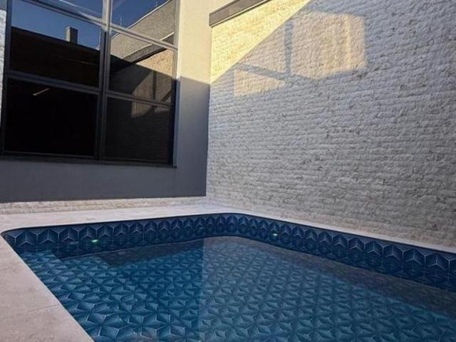 Residência nova de alto padrão à venda no Jardim Lima