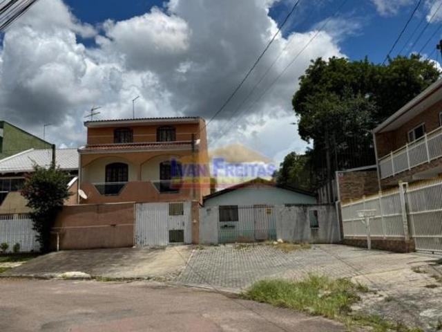 RESIDÊNCIA OU TERRENO PARA CONSTRUÇÃO EM ÓTIMA LOCALIZAÇÃO!