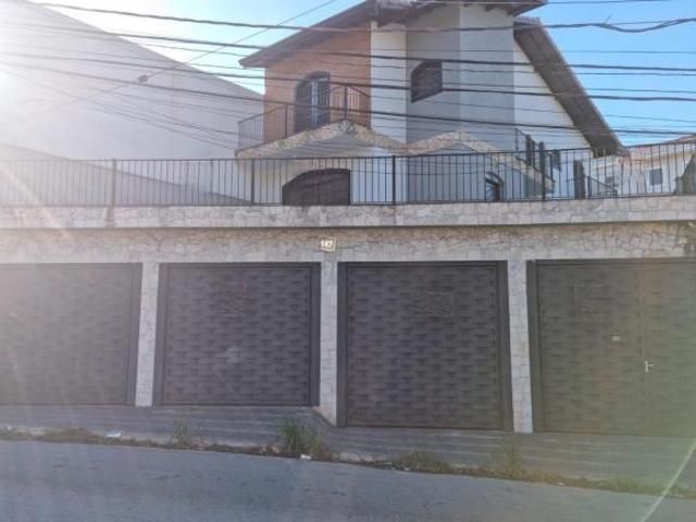 Residência a venda de 3 suítes e área gourmet em Pirituba no bairro Jardim Regina