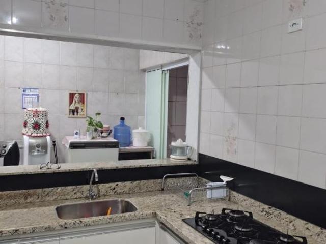 Residência à venda em Americana SP: 3 quartos, 1 suíte, 2 salas, 2 banheiros, 137,00 m². Venha confe