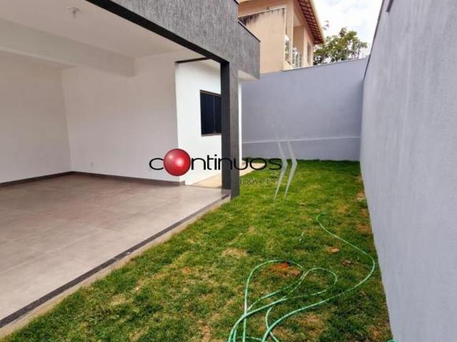 Residência à venda em Lagoa Santa MG, Bairro Lundcea II: 3 quartos, 1 suíte, 1 sala, 3 banheiros, 4