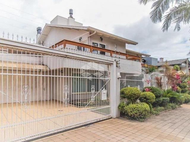 Residência Alto Padrão a venda na zona norte de Porto Alegre