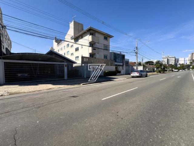 Residência com 343m², para fins residenciais ou co