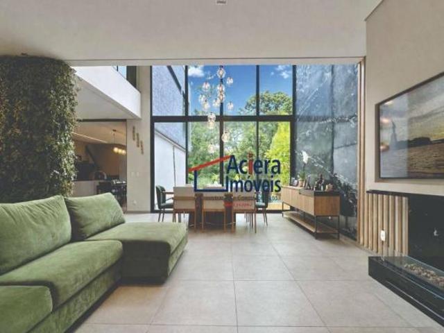 Casa Moderna com 3 Suítes, Piscina e Lazer Completo à venda, 329 m² Reserva Santa Maria Jandira/