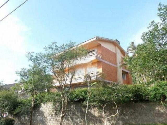 residência com vista panorâmica espetacular para o Guaíba em todos os cômodos da casa, hall de entra