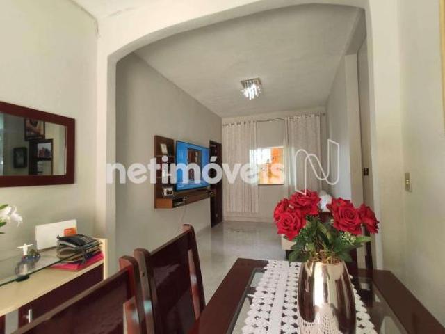 Residência com bom padrão de acabamento para você e sua família. boa localização no Fonte Grande