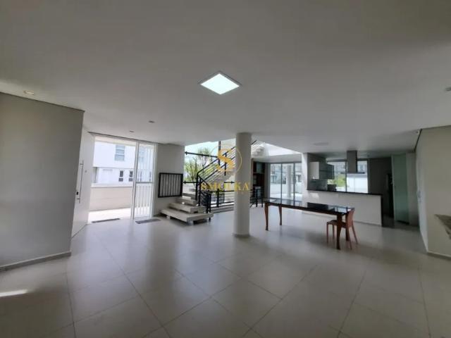 Residencia condomínio fechado 4 suítes campeche