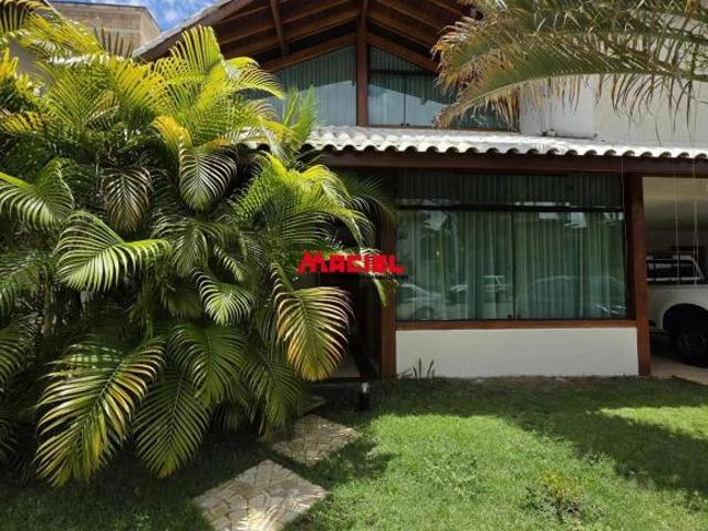 Residência contemporânea de alto padrão no Residencial Esplanada do Sol