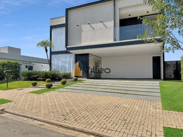 Residência de Alto Padrão no Condomínio Alphaville Nova Esplanada 3, Votorantim 275 m², 4 Dormitór